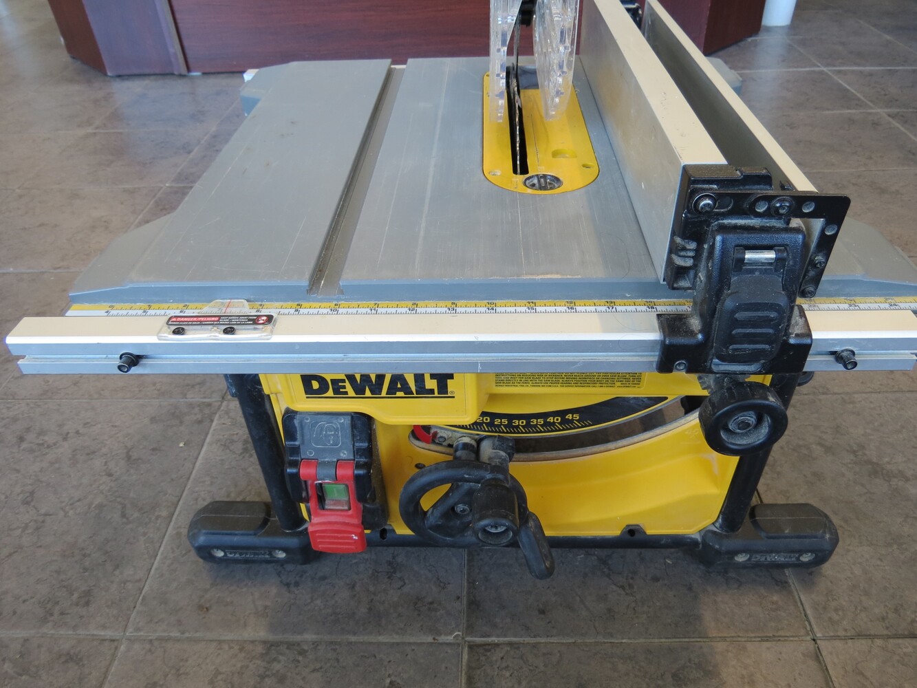 Dewalt Table Saw Model dwe7485 | Fastcash Pawn & Checkcashers