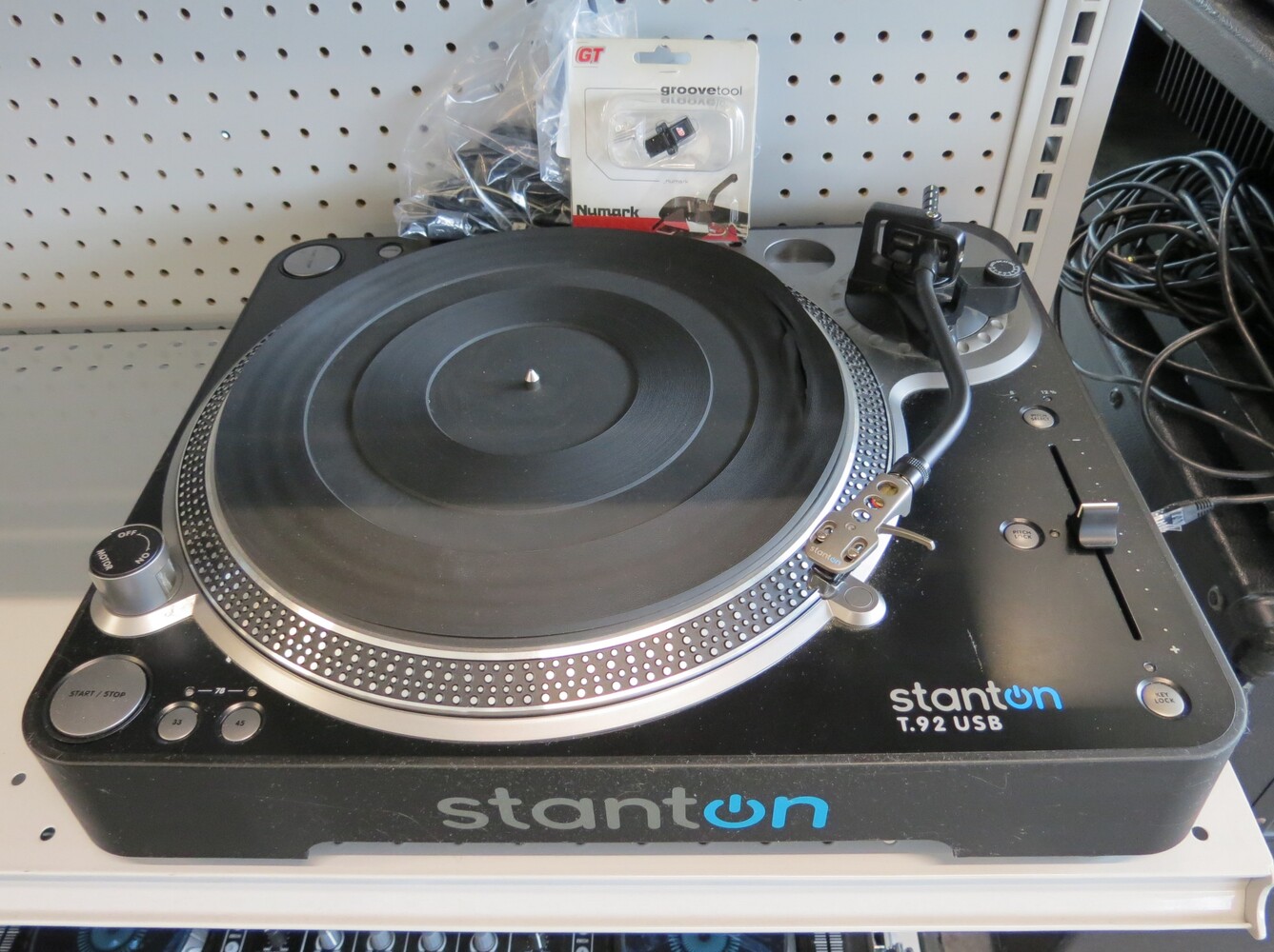 Stanton T.92 USB Record Player with Power Cords | Fastcash Pawn ...