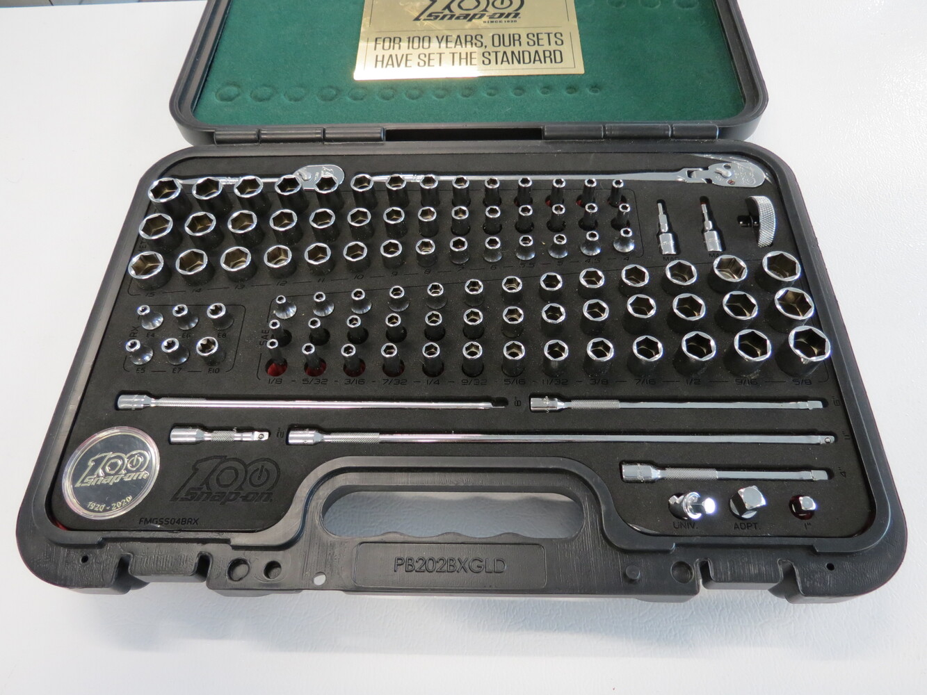 Snap-On 1/4" 1100TMPBBRCE 100pc 100th anniversary edition socket set ...