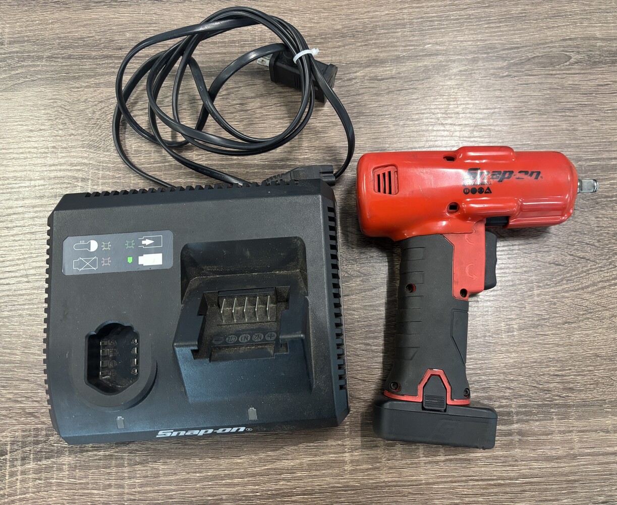 Snap-On CT861 3/8" Drive Cordless Brushless Impact Wrench w/ Battery ...