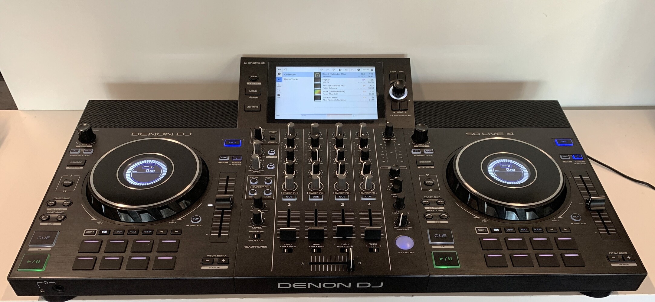Denon SC LIVE 4-Deck Standalone DJ Controller with Wi-Fi | Fastcash ...